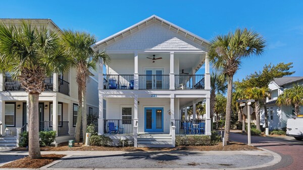 Great Family Home In Seacrest; Resort Pool + Beach Shuttle - Rosemary Beach, FL
