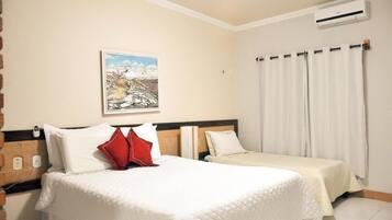 Quarto Premium, lanai (alpendre havaiano), vista para o vale | Roupa de alta qualidade, Wi-fi grátis, roupa de cama fornecida