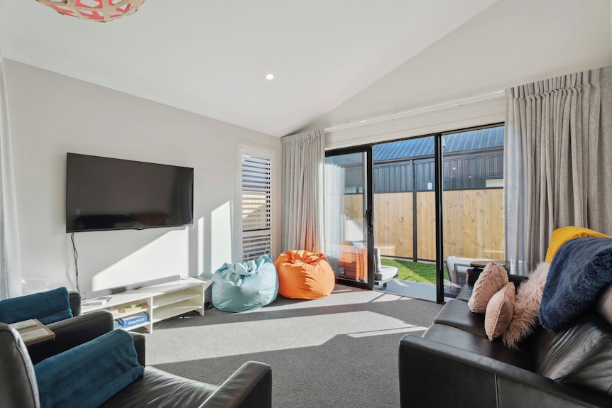 Break On Bragato - Cromwell Holiday Home - クロムウェル