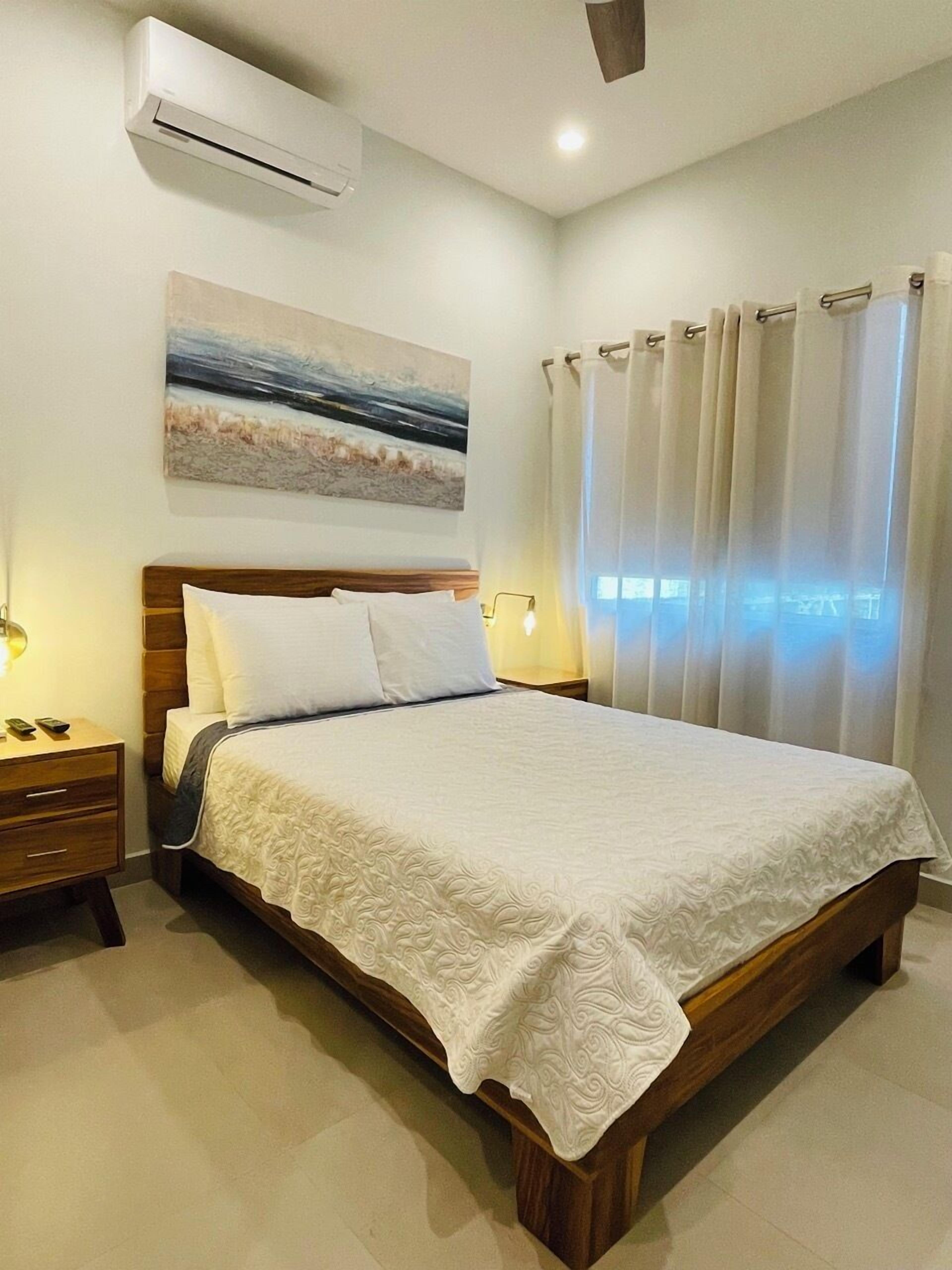 Casa Familiar, 3 quartos, piscina privativa | 3 quartos, cofre no quarto, cortinas/cortinados opacos 