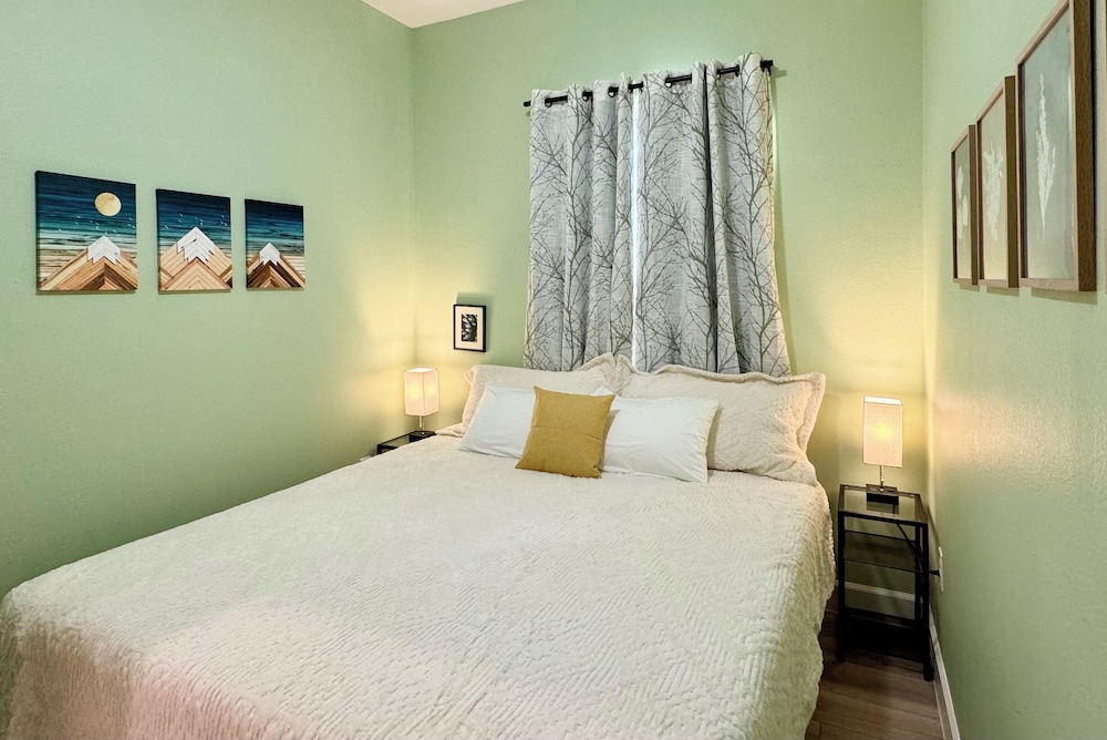 The Hub On Cypress Ave - Walk To Downtown Sanford - Lake Mary, FL