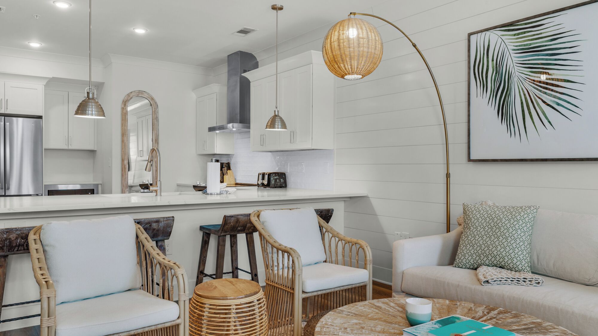 Apartamento em Condomínio Fechado, várias camas, pátio (Pinewood30A 317) | Interior