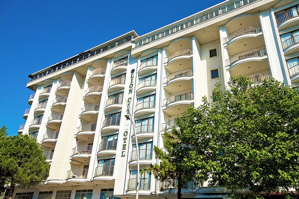 Lion City Otel - Büyükçekmece