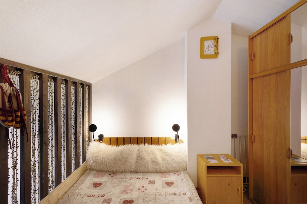 Appartement 'O² Et Jeux 2024 Cosy Quiet' Avec Vue Sur Montagne, Terrasse Privée Et Wi-fi - Font-Romeu-Odeillo-Via