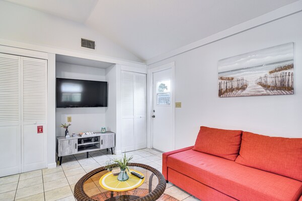 Cozy St Pete Home ~ 2 Mi To Madeira Beach! - Redington Beach, FL