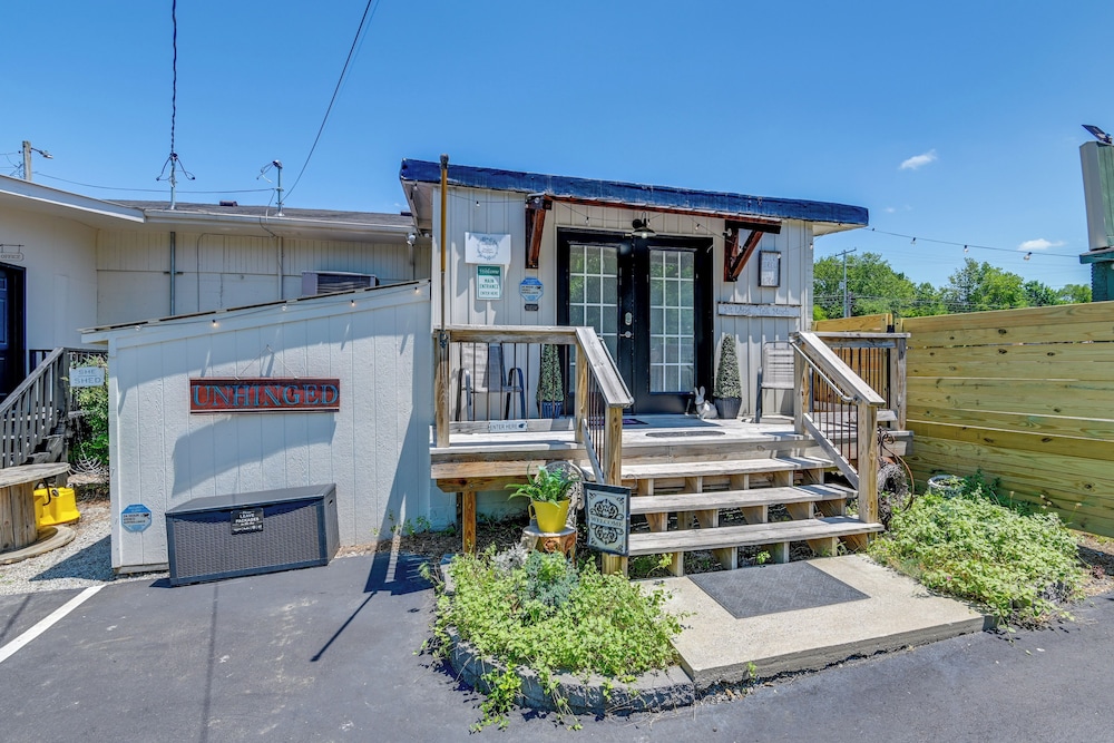 Quaint Greenbrier Apartment < 24 Mi To Nashville - Springfield, TN