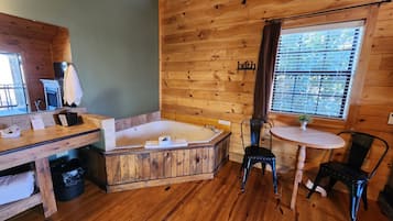 Quarto premier | Roupas de cama premium, Wi-Fi de cortesia, roupa de cama