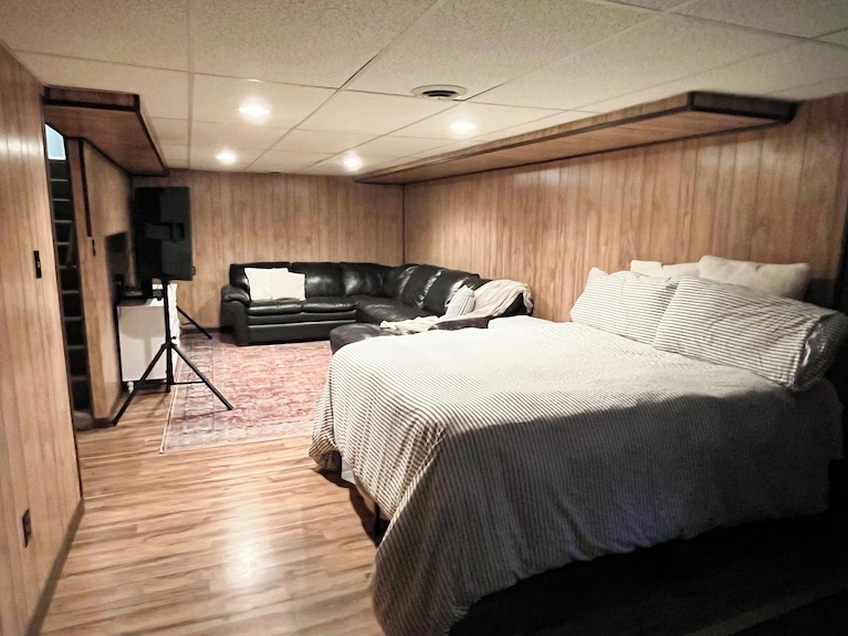 Cozy Home In A Peaceful Country Setting With Stocked Pond. Relax And Unwind. - Bridgeport, WV