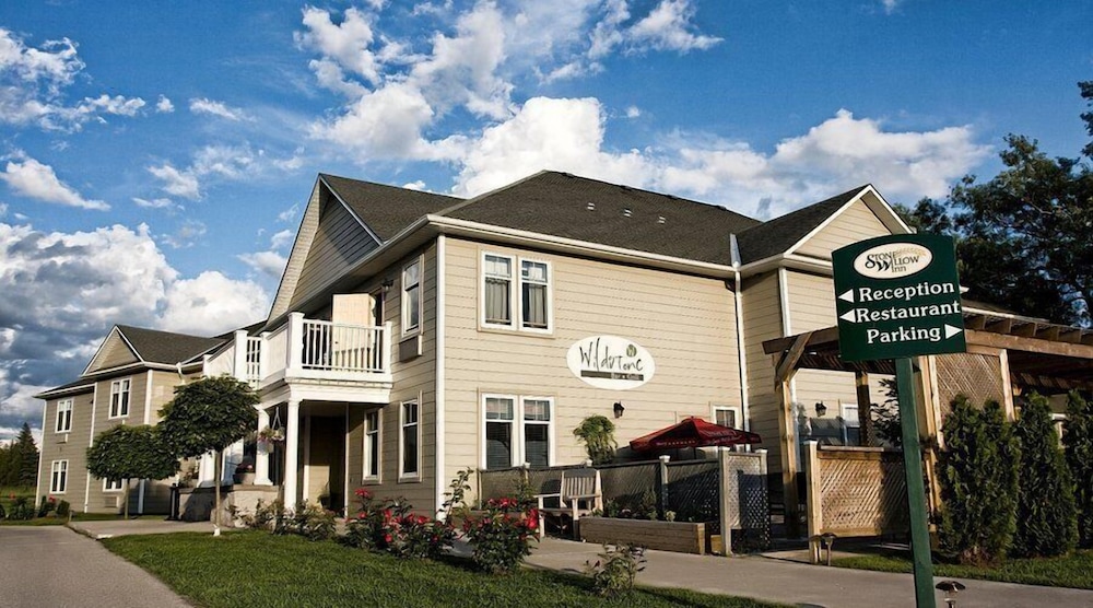 Stone Willow Inn - Saint Marys, ON, Canada