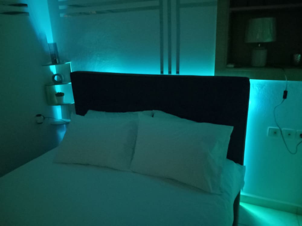We'll Be Very Happy To Host You In Our Apartment, Have A Pleasant Stay! - Agios Nikolaos