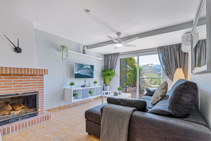 Monda Heights Apartment With Pool And Amazing Views Close To Marbella & Málaga - Monda