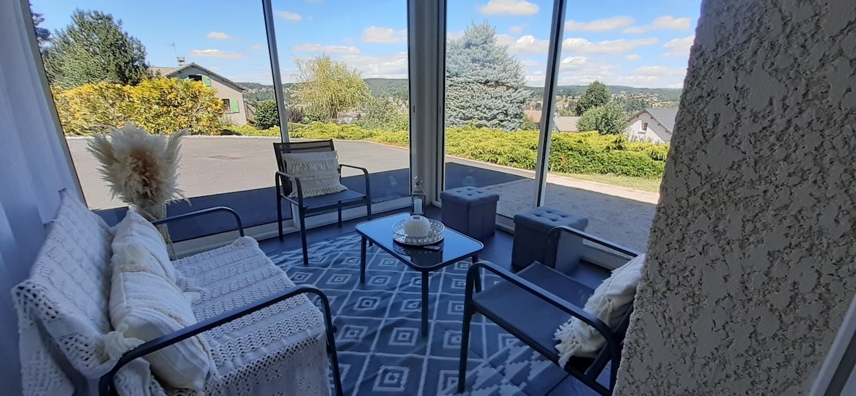 Belle Maison Neuve Plain-pied Classée 4 éToiles Avec Parc Clos Et Arboré. - Saint-Bonnet-le-Froid