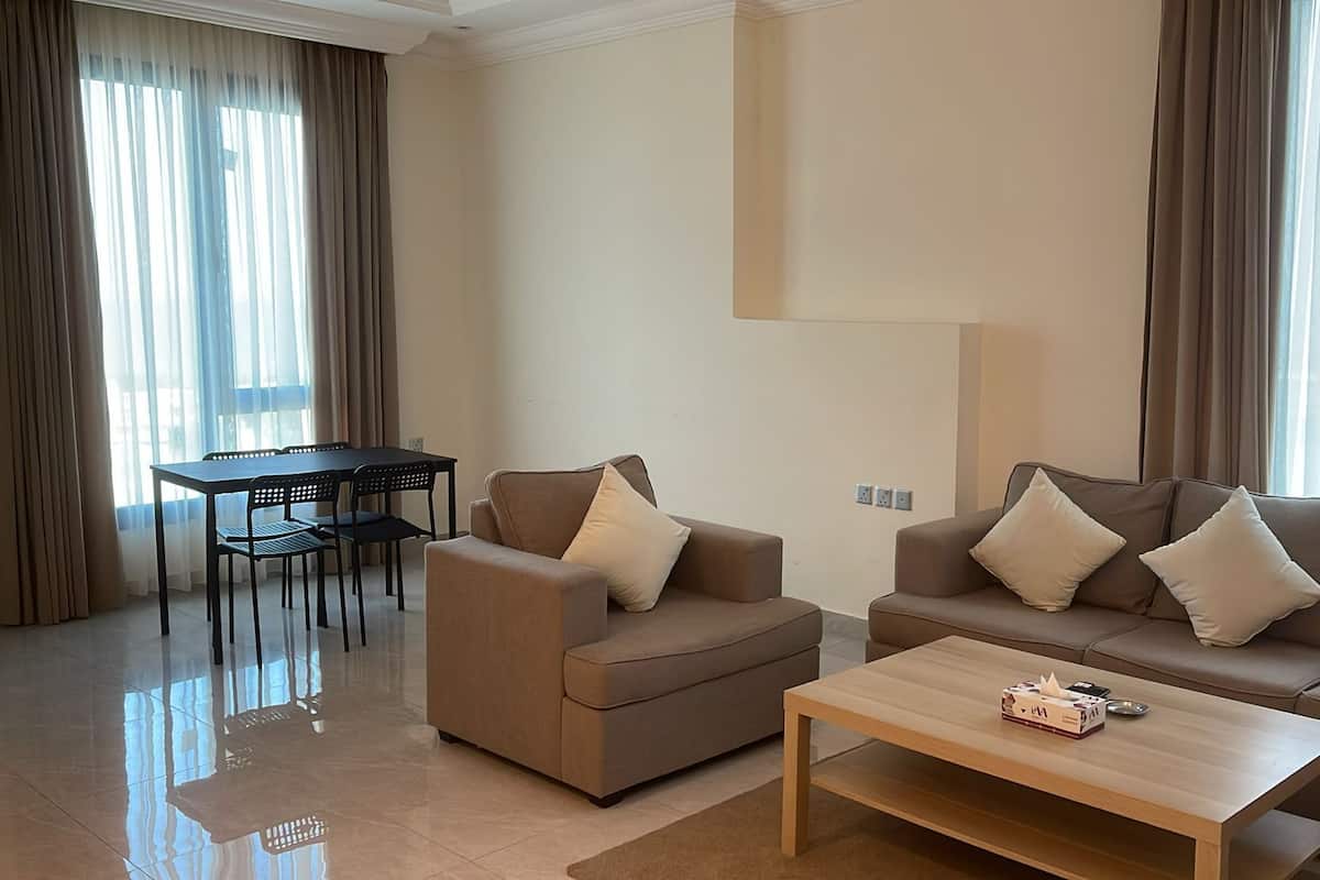Suite-Estúdio Júnior, vista para o mar | 1 quarto, cofre no quarto, ferro/tábua de engomar, Wi-fi grátis