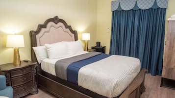 Quarto Deluxe, vista para o jardim | Cortinas/cortinados opacos, ferro/tábua de engomar, Wi-fi grátis