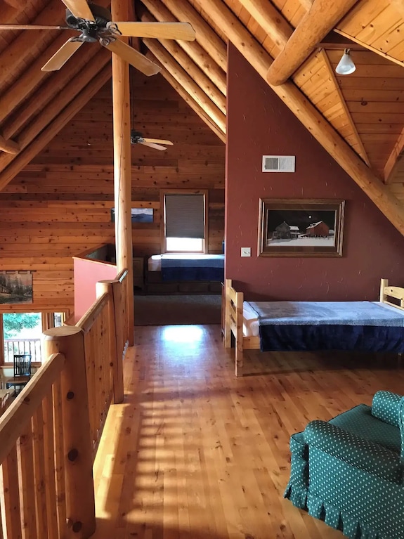 Redding Retreat Ranch\n\n - Shasta Lake, CA