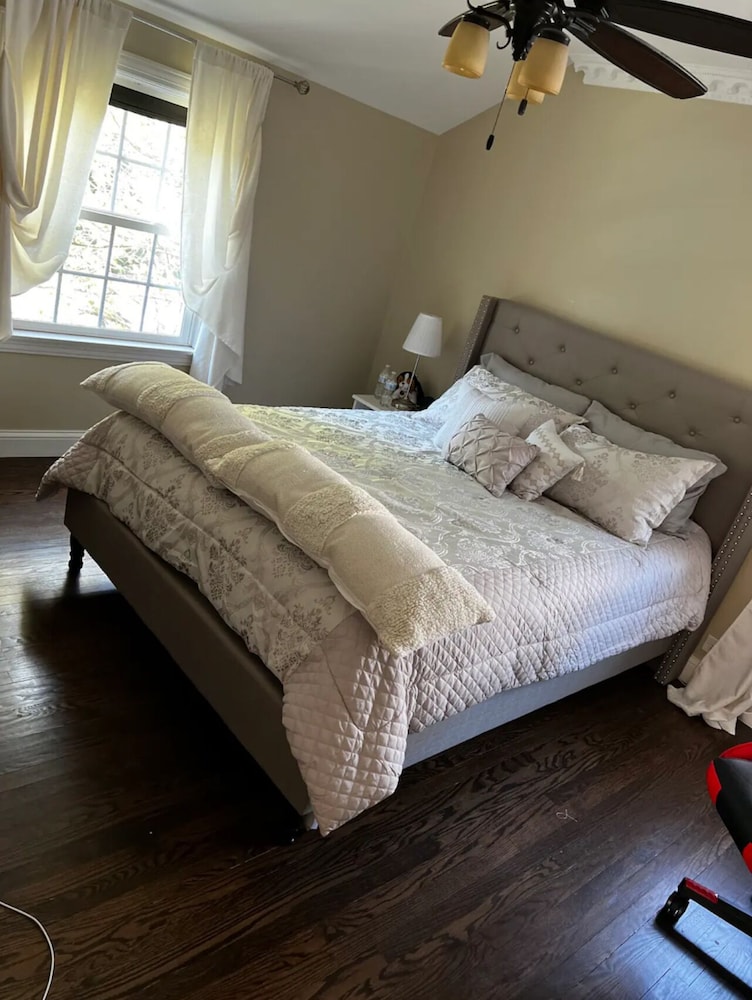 Skokie 9 Bed 4 Bedrooms House - Wilmette, IL