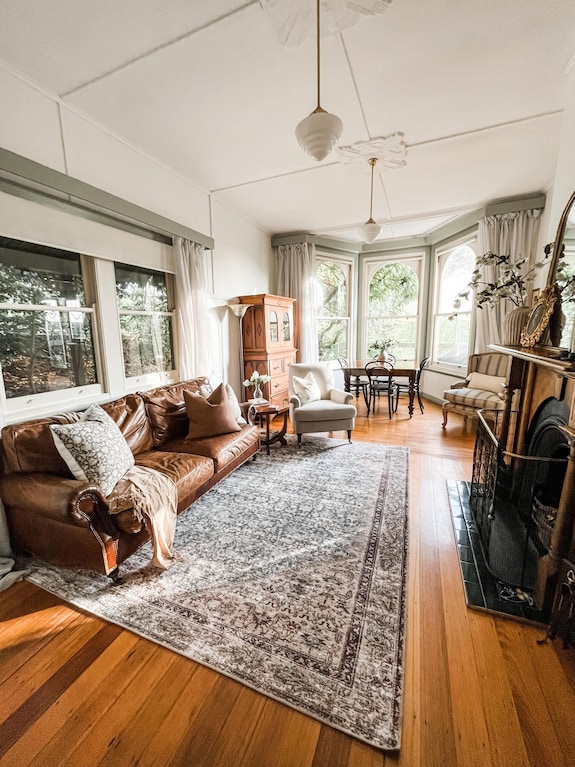 Woolrich Cottage - 2 Bedroom Cottage In Gorgeous Gardens - Melbourne