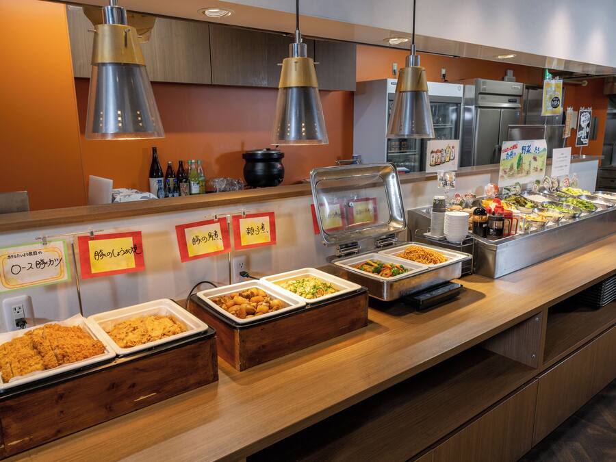 Café da manhã com buffet todos os dias (JPY 500 por pessoa)