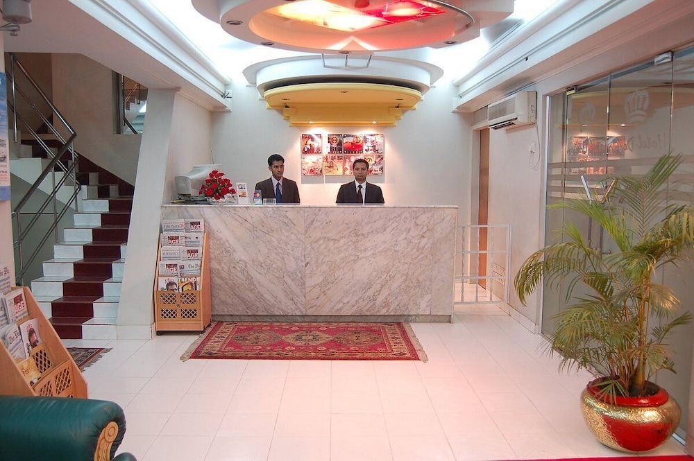 Hotel De Crystal Crown - Dhaka