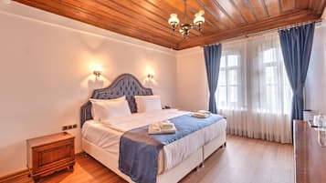 Quarto Deluxe | Lençóis de algodão egípcio, roupa de alta qualidade