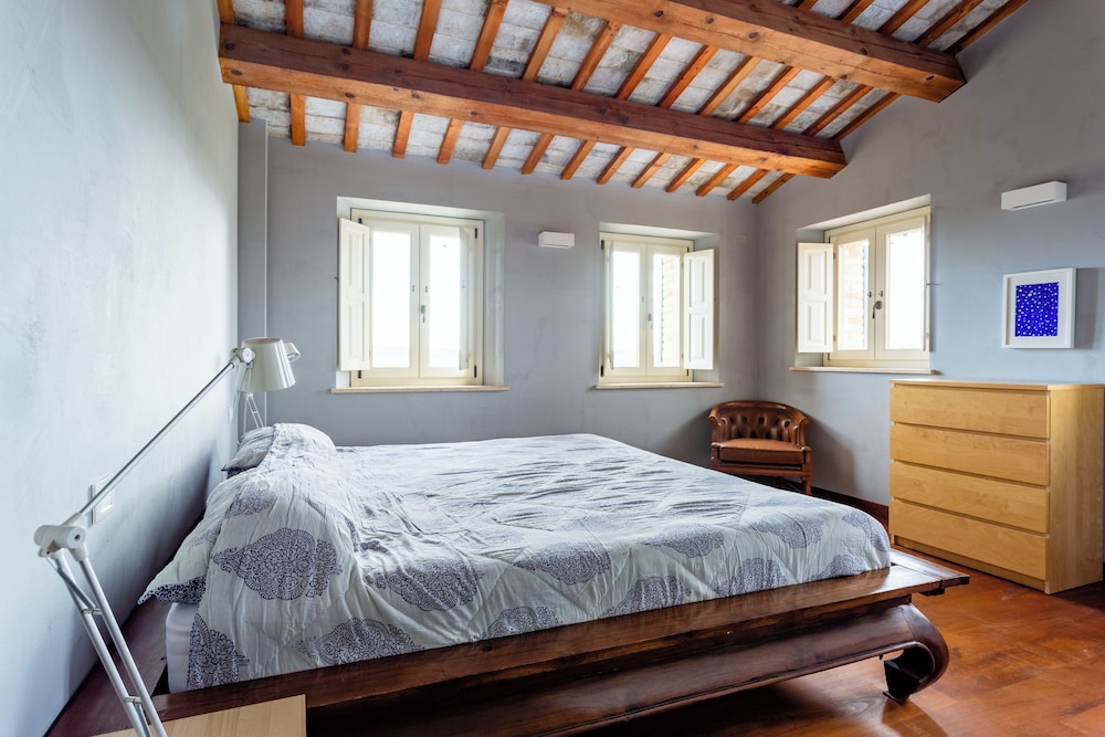 Elegant Typical Farmhouse With Pool Large Wooded Courtyard 10 Minutes From Jesi - Jesi