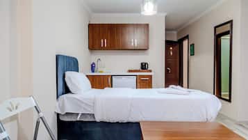 Quarto standard, para não fumantes | Cofres nos quartos, quartos à prova de som