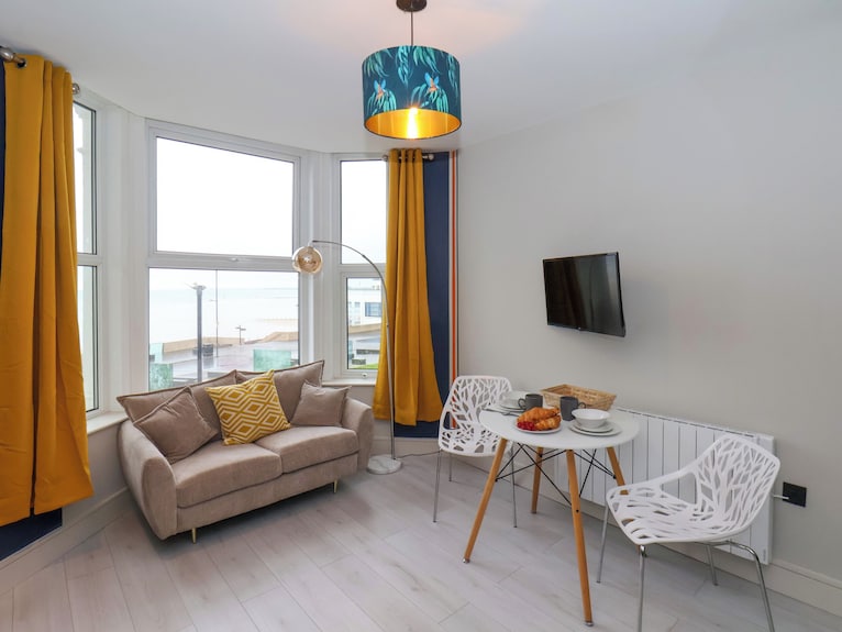 Apt 6 @ Hunter's Quay, Pet Friendly In Bridlington - Bridlington