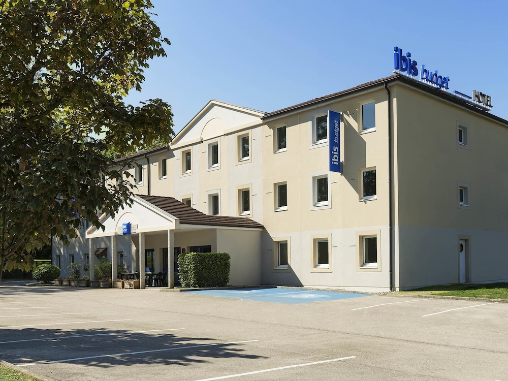 Ibis Budget Lons-le-saunier - Bourgogne-Franche-Comté