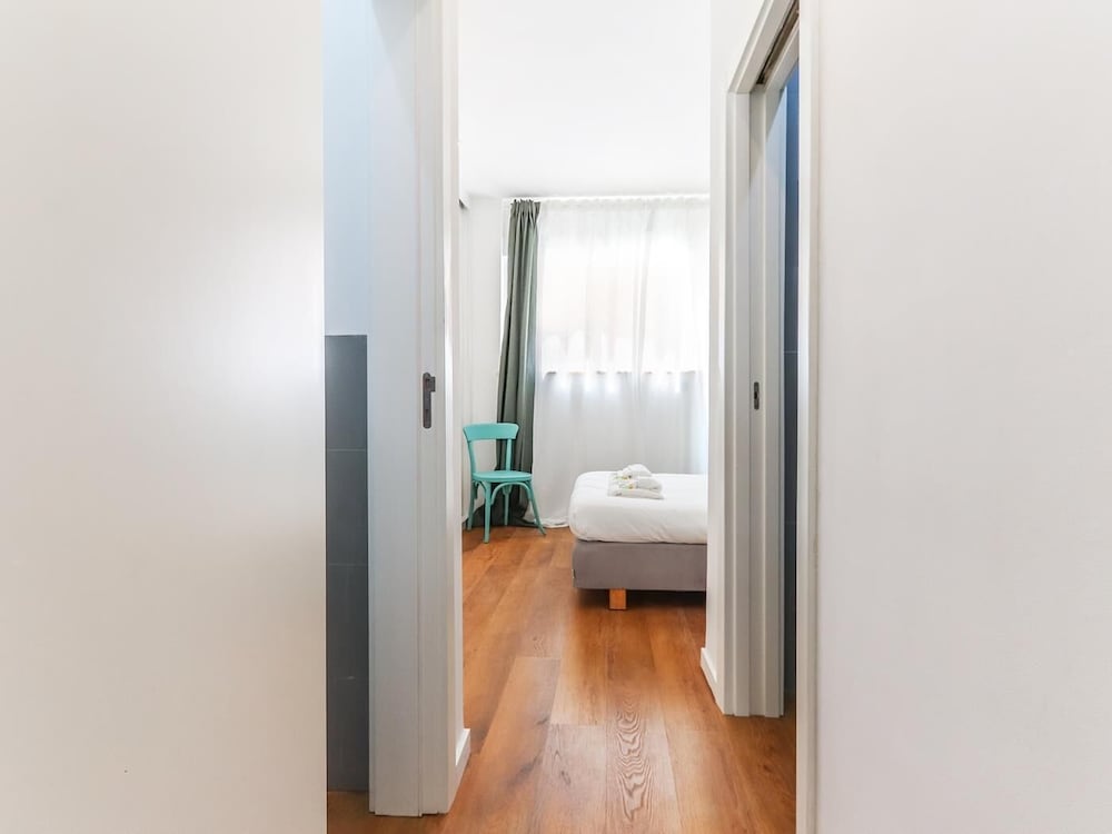 Vita Portucale | Bright Campo Ourique w/ Terrace - Distrikt Lissabon ...