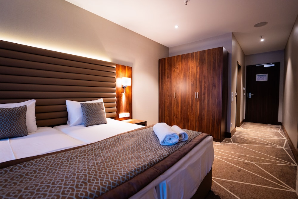 Puzzle Hotels - Rüsselsheim