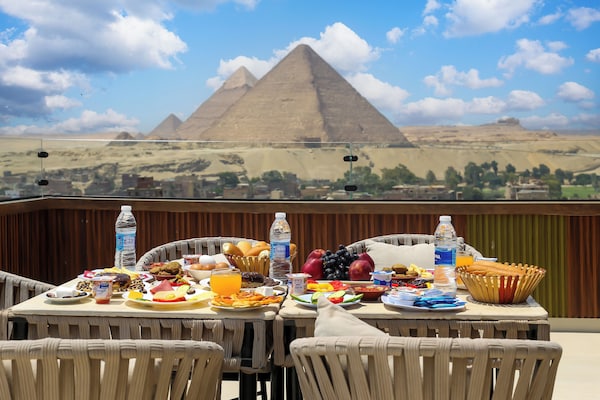 Crowne Pyramids Palace - Egipt