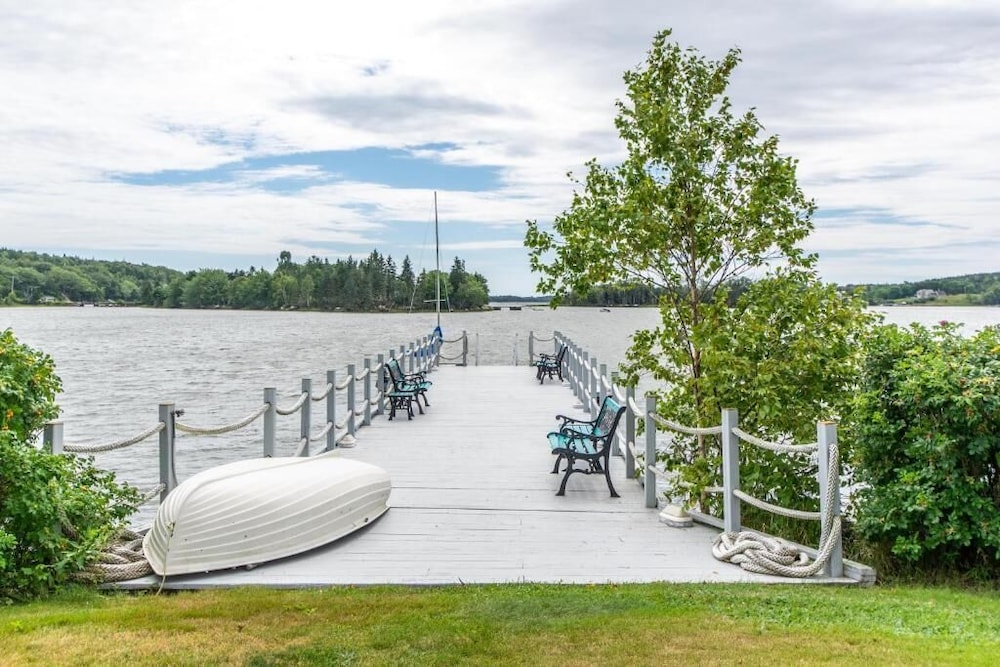 Ocean Bay View Luxury Guesthouse - Nova Scotia