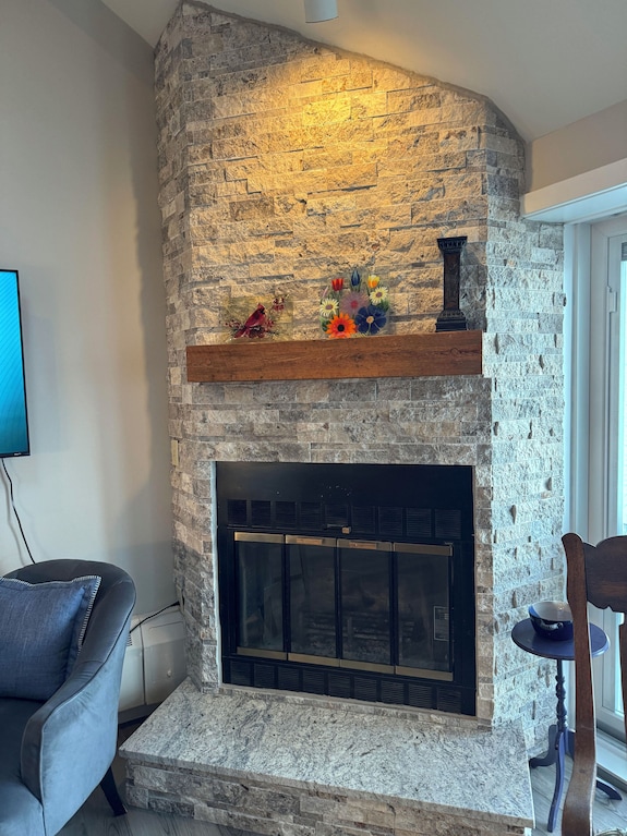 Lake Charlevoix Lakeview Escape - Charlevoix, MI