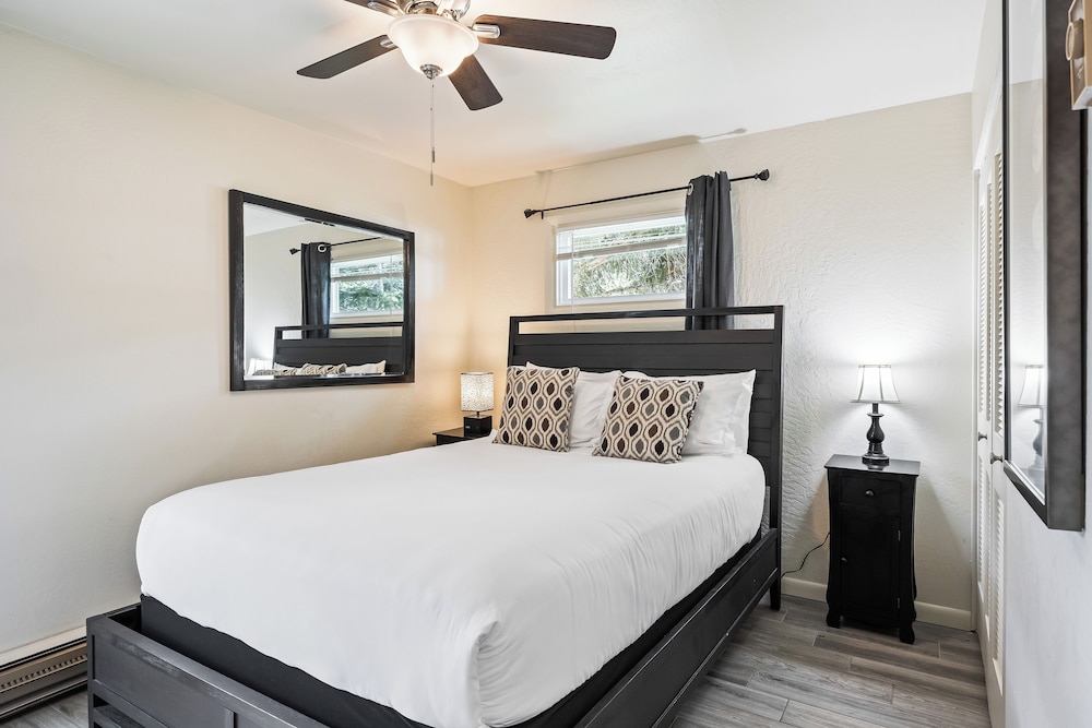 Newly Renovated Unit: Contemporary Interiors, Minutes From Fine Dining & Wold Class Skiing! - Park City, UT