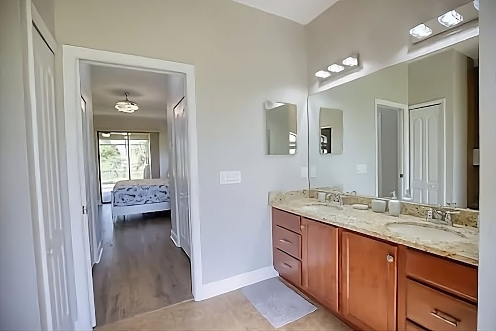 10 Miles From 2 Beaches In The Lovely Rotonda West Florida Community. - Manasota Key, FL