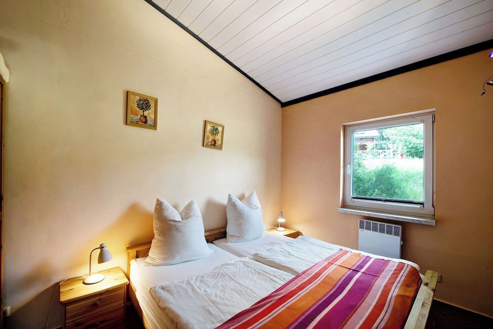 Ferienhaus 'Rethra Nord' Mit Wasserblick, Privater Terrasse Und Wlan - Lychen