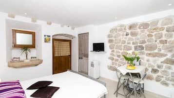 Estúdio (Apartment Lee Loo - Studio Apartment) | Wi-Fi de cortesia