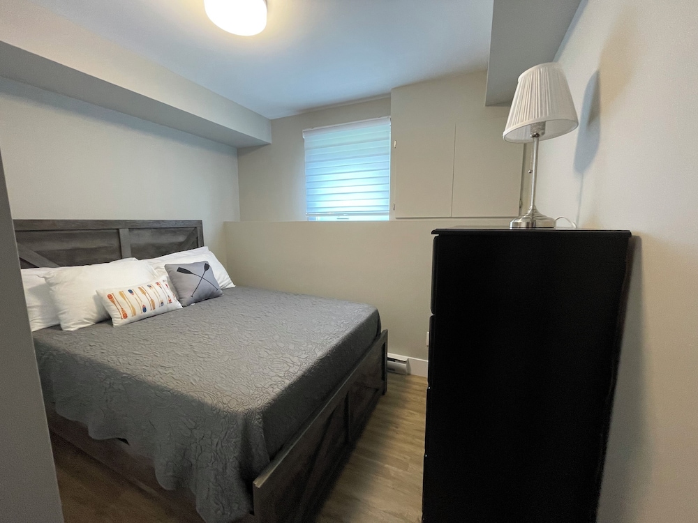 Cozy Basement Apartment With Ac That Is Close To Downtown Shediac. - New Brunswick