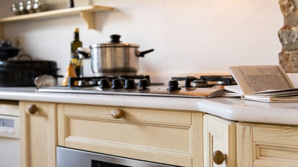 Vila | 12 quartos, escrivaninha, quartos à prova de som