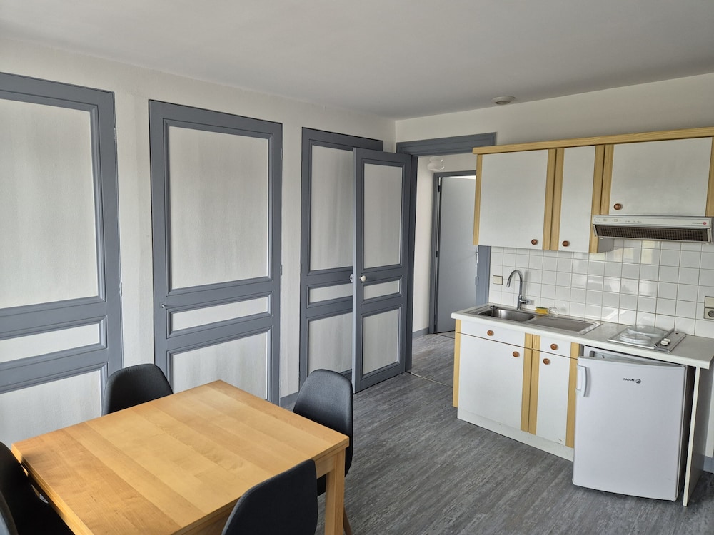 Appartement Au Cœur De Trouville-sur-mer - Hotel Ibis Budget Deauville