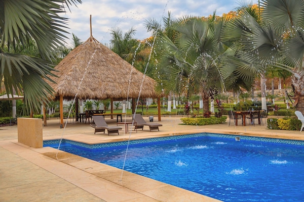 Piscina externa