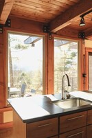 Casa superluxo, banheiro privativo, vista para a montanha | Roupas de cama premium, edredons de pluma, camas com colchões pillow-top