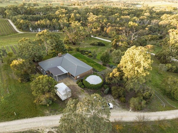 The Hideaway By Gatt Wines - Springton
