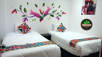 Quarto triplo família, para não fumantes | Wi-Fi de cortesia