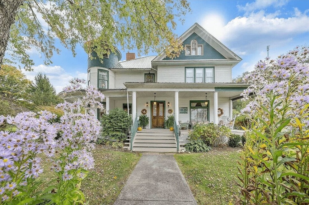 The Alderson Inn - West Virginia