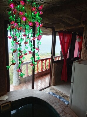 Quarto Romântico, varanda, vista para a montanha | Sala de estar