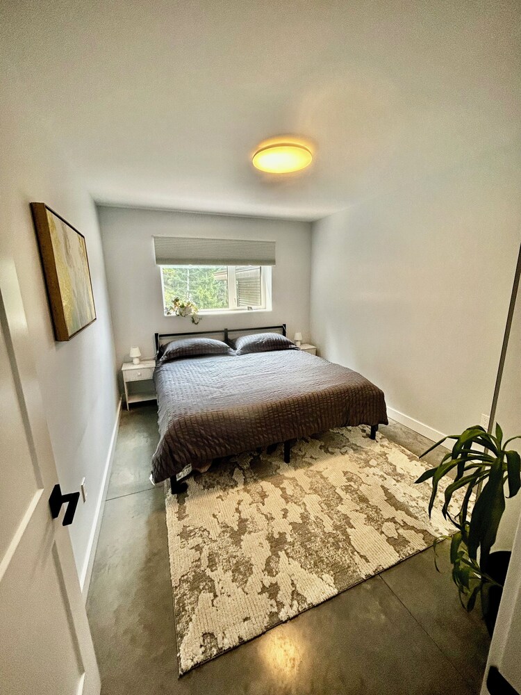 Lake & Mountain View Modern House, 25km To Skihill, 2km To Lake, 3km To Downtown - Nelson
