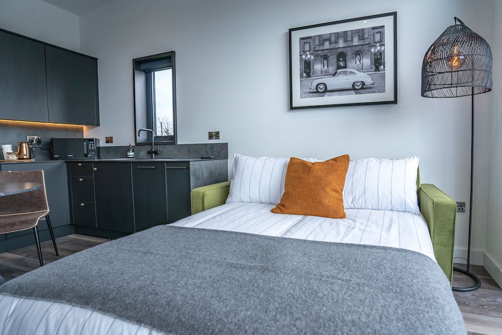Cadnant Lodge - Sleeps 4 Guests In 1 Bedroom - Moelfre