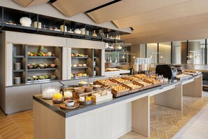 Café da manhã com buffet todos os dias (JPY 4235 por pessoa)