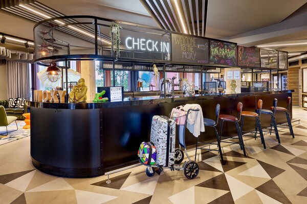 Moxy Luxembourg Airport - Luxembourg